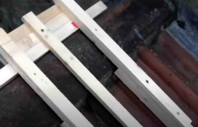 How to make a Roof Ladder Hook-DIY from Wood & Metal | RoofScour