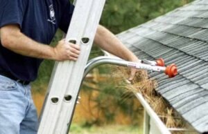 How to put a Ladder on a Sloped Roof | RoofScour